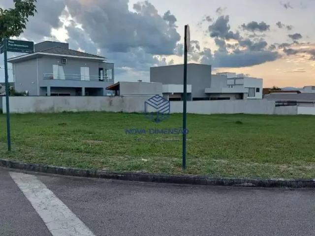 Terreno em Condomínio para Venda em Caçapava/SP Bairro do Grama