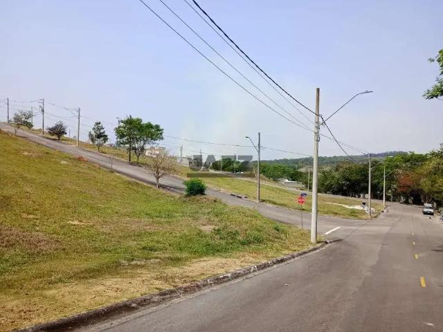Terreno em Condomínio para Venda em Caçapava/SP Condomínio Bellavittá