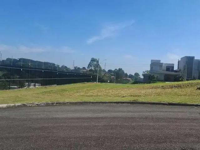 Terreno em Condomínio para Venda em Caçapava/SP Residencial Colinas