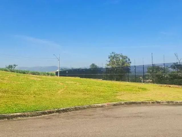 Terreno em Condomínio para Venda em Caçapava/SP Residencial Colinas