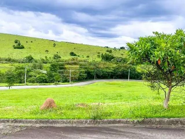 Terreno em Condomínio para Venda em Caçapava/SP Santa Luzia