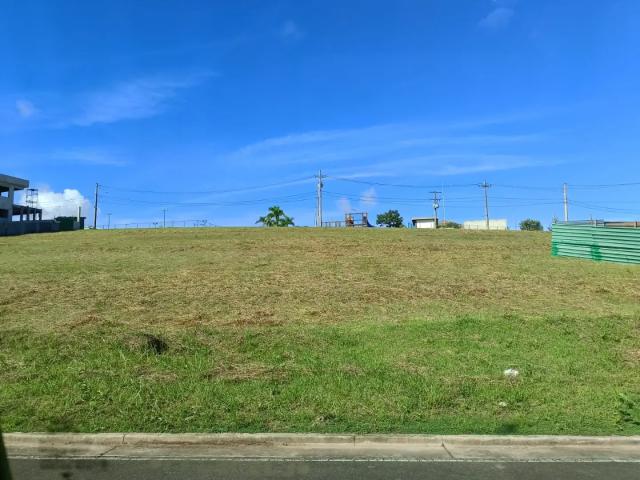 Terreno em Condomínio para Venda em Camaçari/BA Abrantes