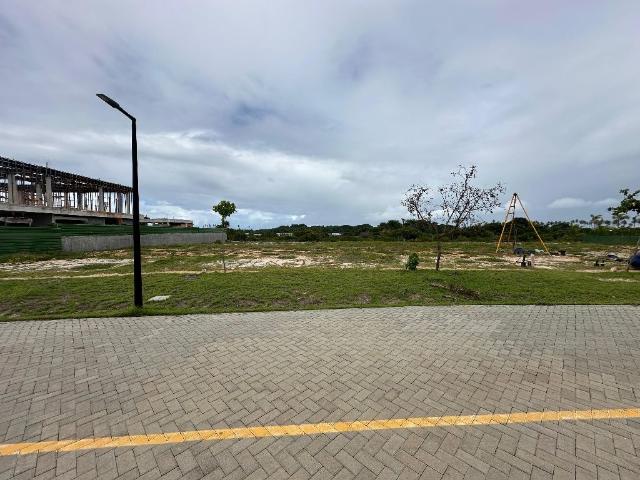Terreno em Condomínio para Venda em Camaçari/BA Guarajuba