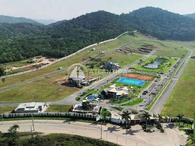 Terreno em Condomínio para Venda em Camboriú/SC Rio do Meio