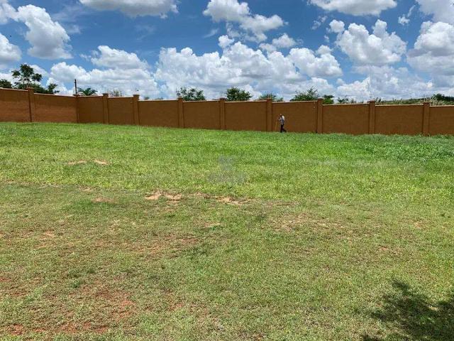Terreno em Condomínio para Venda em Campinas/SP Alphaville Dom Pedro 2