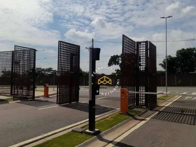 Terreno em Condomínio para Venda em Campinas/SP Loteamento Alphaville Campinas