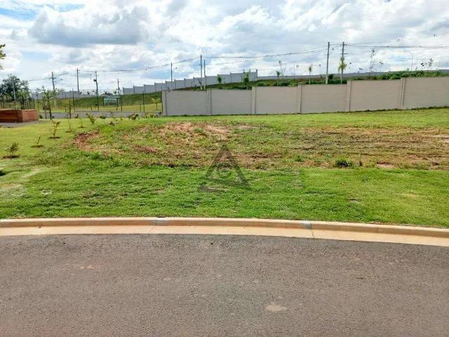 Terreno em Condomínio para Venda em Campinas/SP Loteamento Artesano