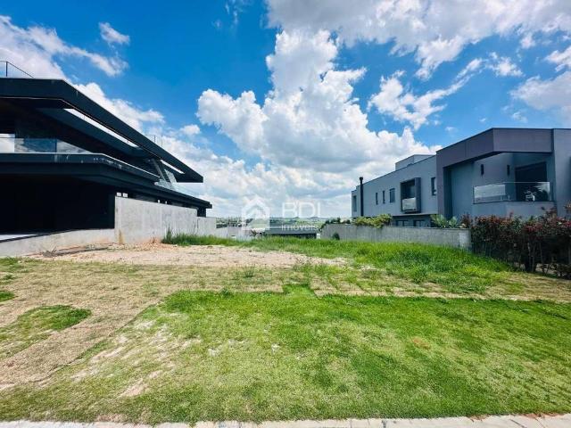 Terreno em Condomínio para Venda em Campinas/SP Loteamento Mont Blanc Residence
