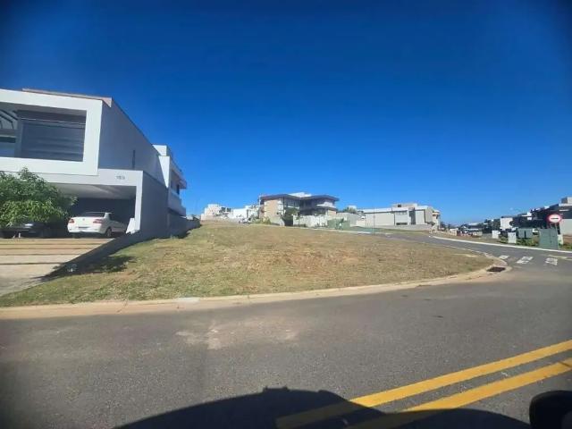 Terreno em Condomínio para Venda em Campinas/SP Loteamento Residencial Arborais