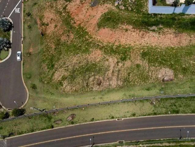 Terreno em Condomínio para Venda em Campinas/SP Loteamento Residencial Entre Verdes Sousas