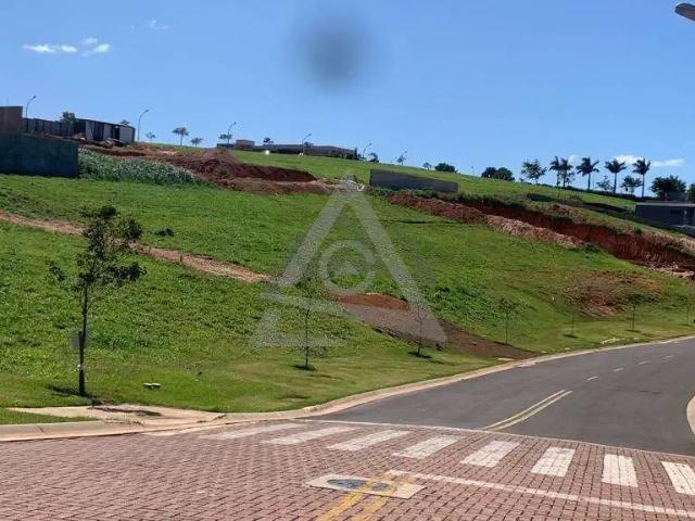 Terreno em Condomínio para Venda em Campinas/SP Loteamento Residencial Entre Verdes Sousas