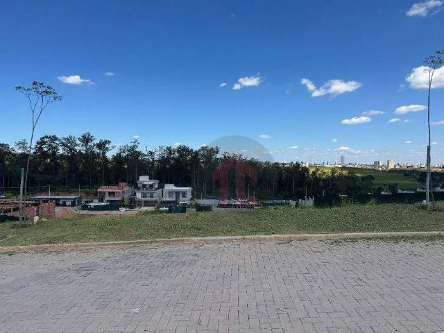 Terreno em Condomínio para Venda em Campinas/SP Residencial Jatibela