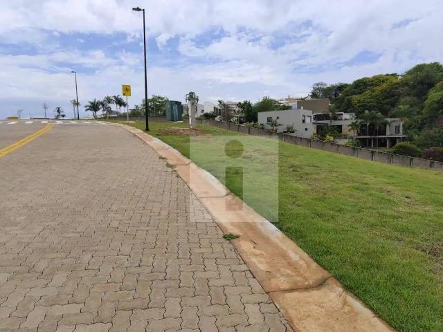 Terreno em Condomínio para Venda em Campinas/SP Sousas