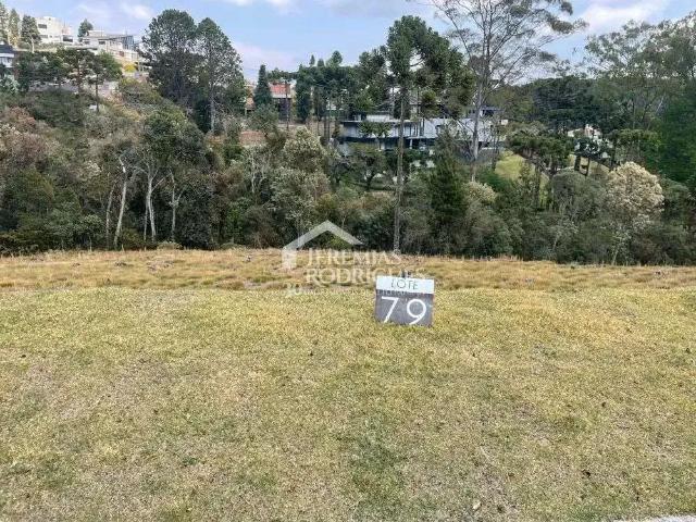 Terreno em Condomínio para Venda em Campos do Jordão/SP Colinas Capivari