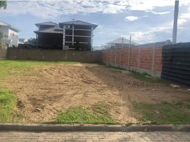 Terreno em Condomínio para Venda em Campos dos Goytacazes/RJ Vila da Rainha