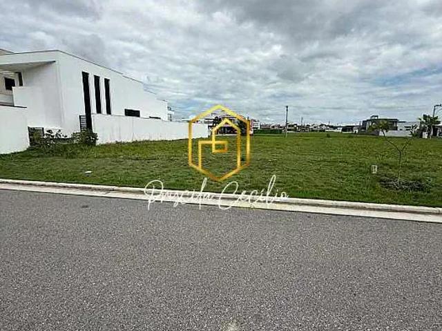 Terreno em Condomínio para Venda em Cabo Frio/RJ Ogiva