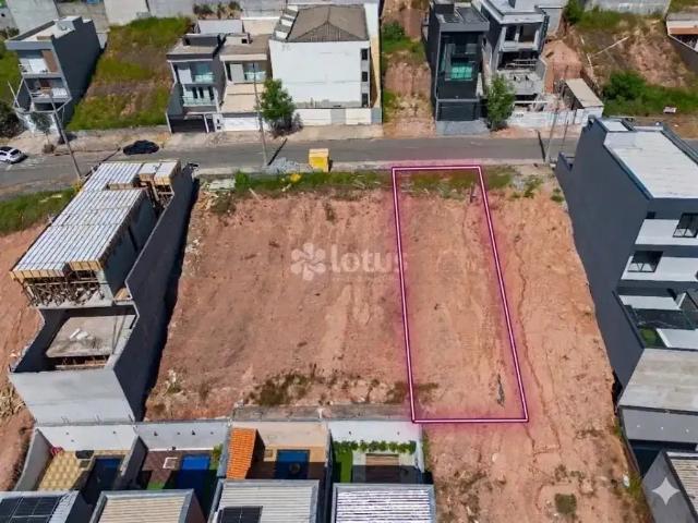 Terreno em Condomínio para Venda em Cajamar/SP Portais Polvilho