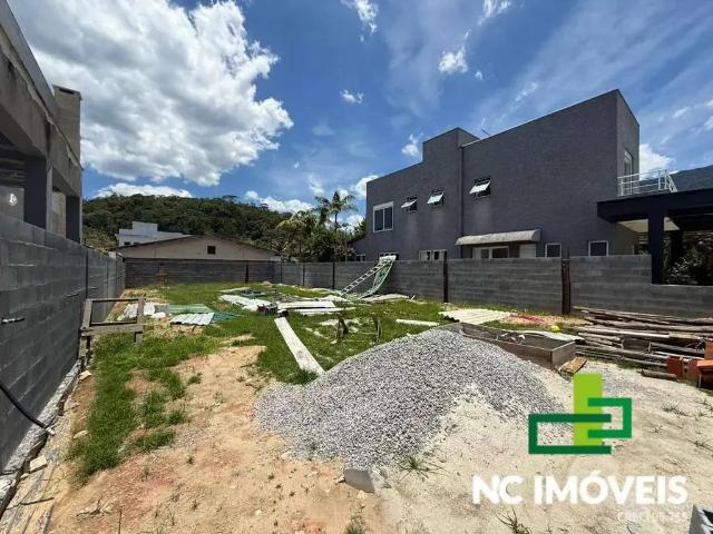 Terreno em Condomínio para Venda em Caraguatatuba/SP Costa Nova