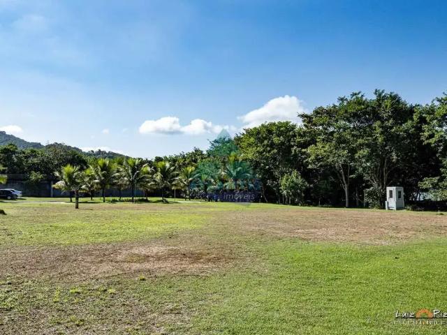 Terreno em Condomínio para Venda em Caraguatatuba/SP Praia da Mococa