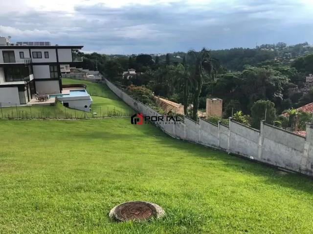 Terreno em Condomínio para Venda em Carapicuíba/SP Chácara São João