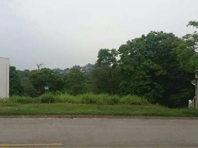 Terreno em Condomínio para Venda em Carapicuíba/SP Golf Gardens
