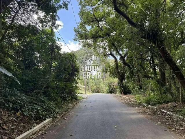 Terreno em Condomínio para Venda em Carapicuíba/SP Vila Diva