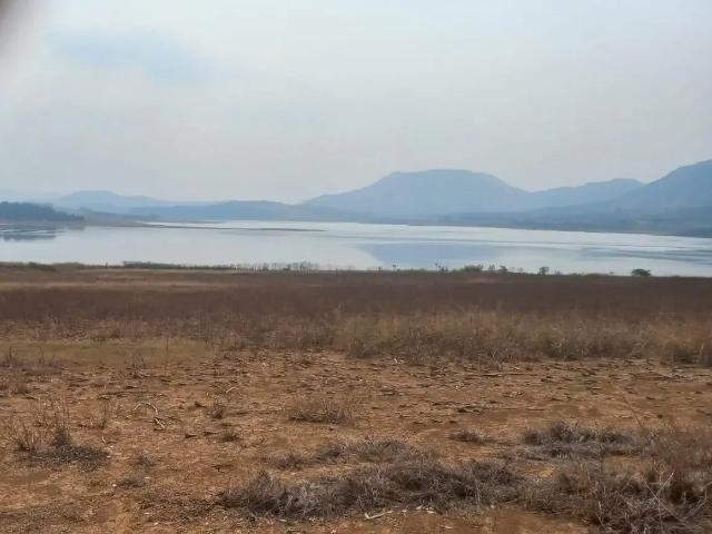 Terreno em Condomínio para Venda em Carmo do Rio Claro/MG Centro