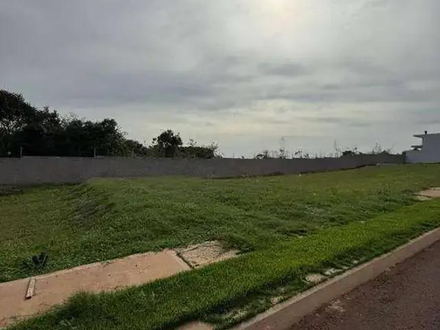 Terreno em Condomínio para Venda em Cascavel/PR Nucleo de Produção III