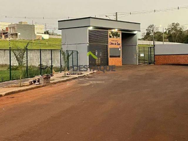 Terreno em Condomínio para Venda em Cascavel/PR Universitário