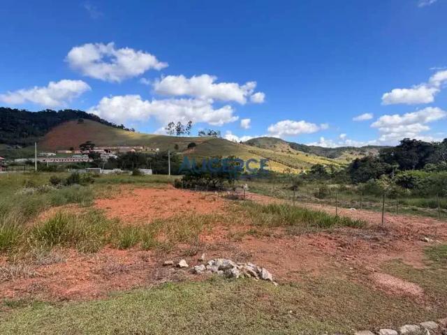 Terreno em Condomínio para Venda em Chácara/MG Centro