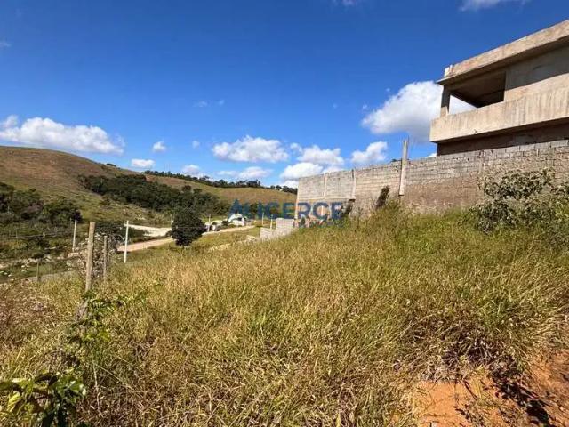 Terreno em Condomínio para Venda em Chácara/MG Centro