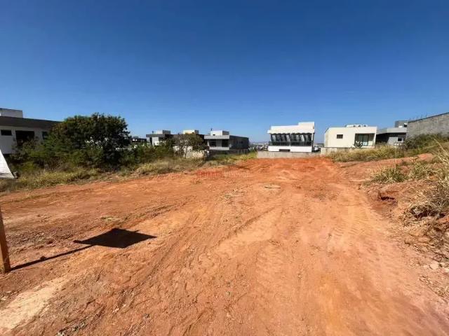 Terreno em Condomínio para Venda em Contagem/MG Portal do Sol
