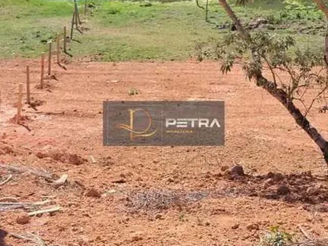 Terreno em Condomínio para Venda em Contagem/MG Solar do Madeira