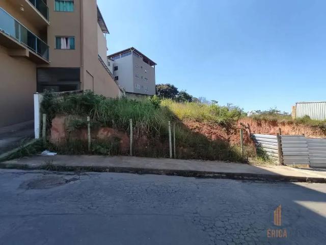 Terreno em Condomínio para Venda em Conselheiro Lafaiete/MG Cachoeira
