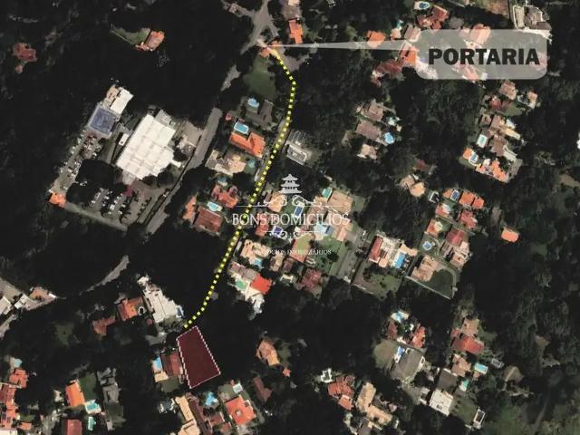 Terreno em Condomínio para Venda em Cotia/SP Algarve