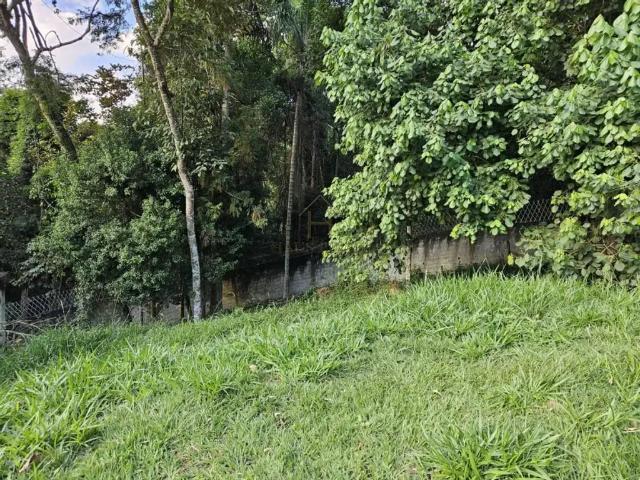 Terreno em Condomínio para Venda em Cotia/SP Chácara Roselândia