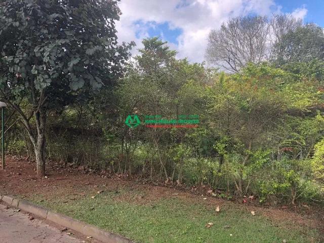 Terreno em Condomínio para Venda em Cotia/SP Pinheiros Tênis Village
