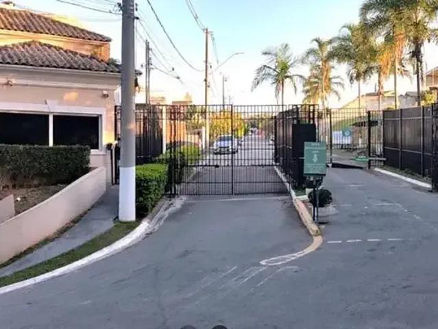 Terreno em Condomínio para Venda em Cotia/SP Pitas