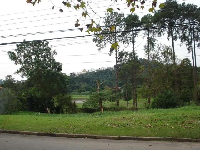 Terreno em Condomínio para Venda em Cotia/SP Vila de São Fernando