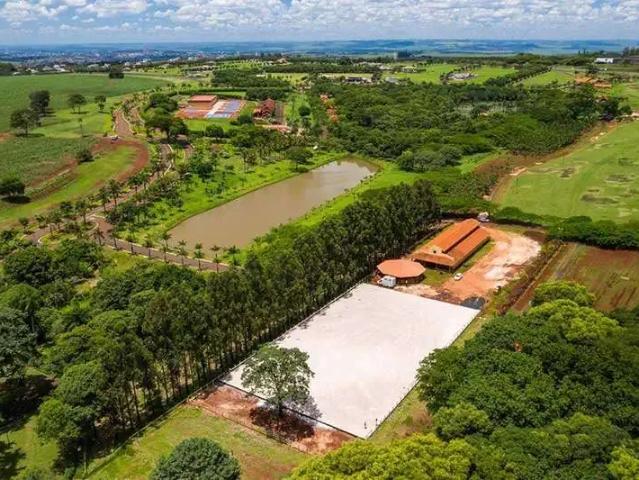 Terreno em Condomínio para Venda em Cravinhos/SP Centro