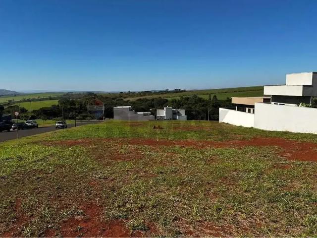 Terreno em Condomínio para Venda em Cravinhos/SP Centro
