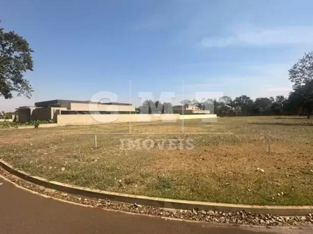 Terreno em Condomínio para Venda em Cravinhos/SP Centro
