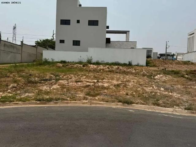 Terreno em Condomínio para Venda em Cuiabá/MT Condomínio Primor das Torres