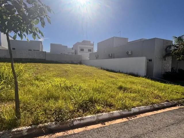 Terreno em Condomínio para Venda em Cuiabá/MT Morada dos Nobres