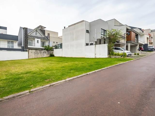 Terreno em Condomínio para Venda em Curitiba/PR Bairro Alto