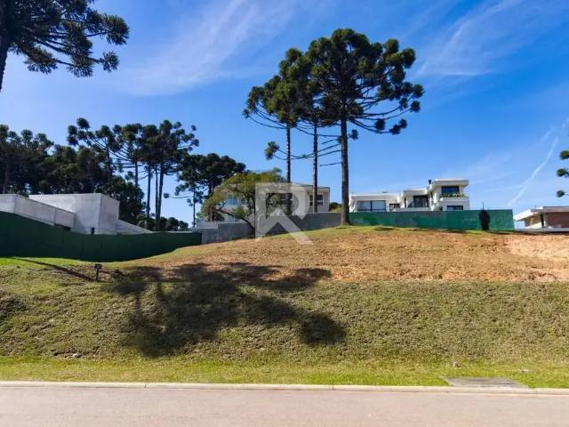 Terreno em Condomínio para Venda em Curitiba/PR Campo Comprido