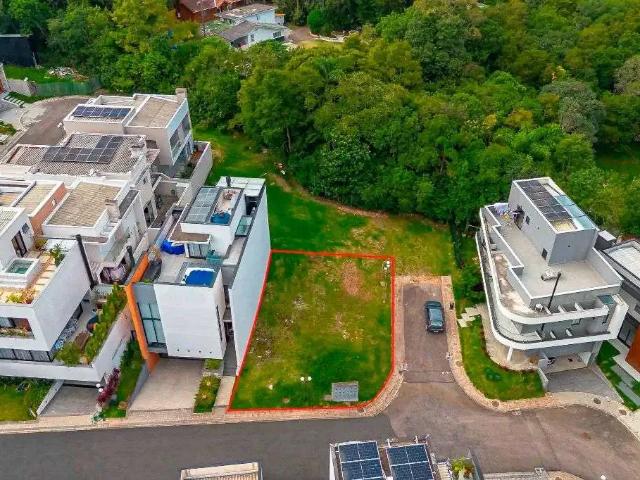 Terreno em Condomínio para Venda em Curitiba/PR Campo Comprido