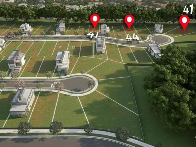 Terreno em Condomínio para Venda em Curitiba/PR Santa Cândida