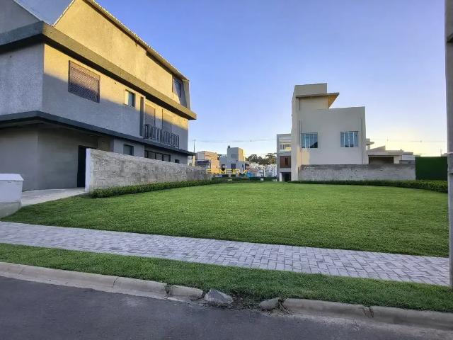 Terreno em Condomínio para Venda em Curitiba/PR Santa Cândida