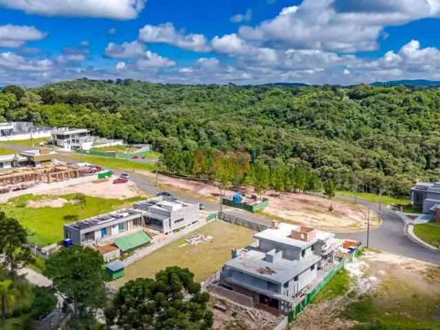 Terreno em Condomínio para Venda em Curitiba/PR Santa Felicidade